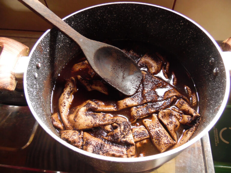 Stoff färben mit Kaffeesatz